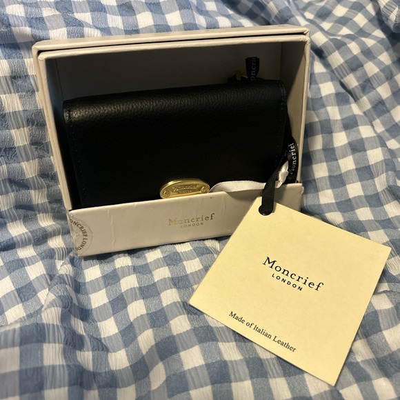 Moncrief | Bags | Moncrief London Black Leather Wallet | Poshmark
